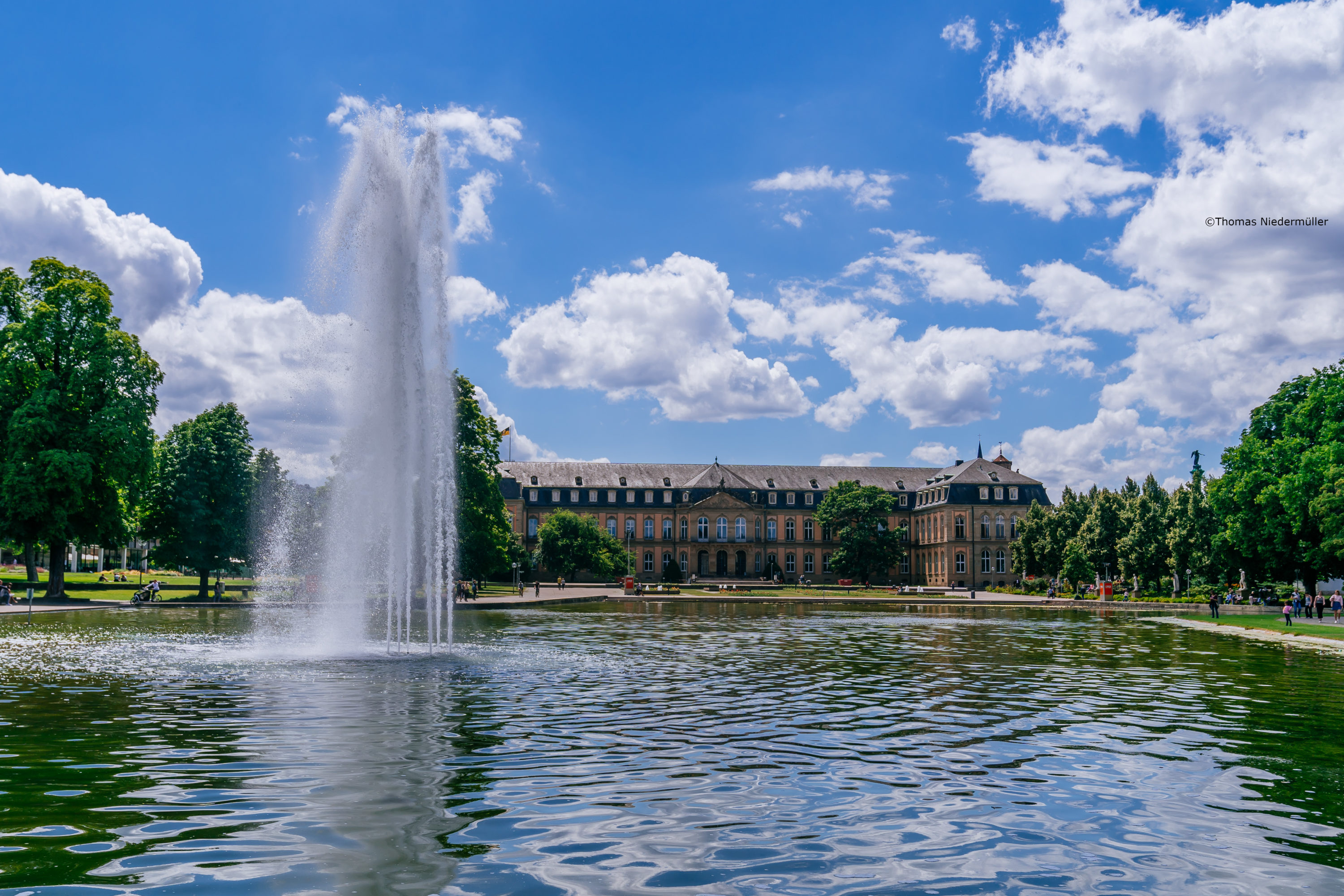 Rund um den Stuttgarter Schlossplatz - Gruppenreisen in Baden-Württemberg
